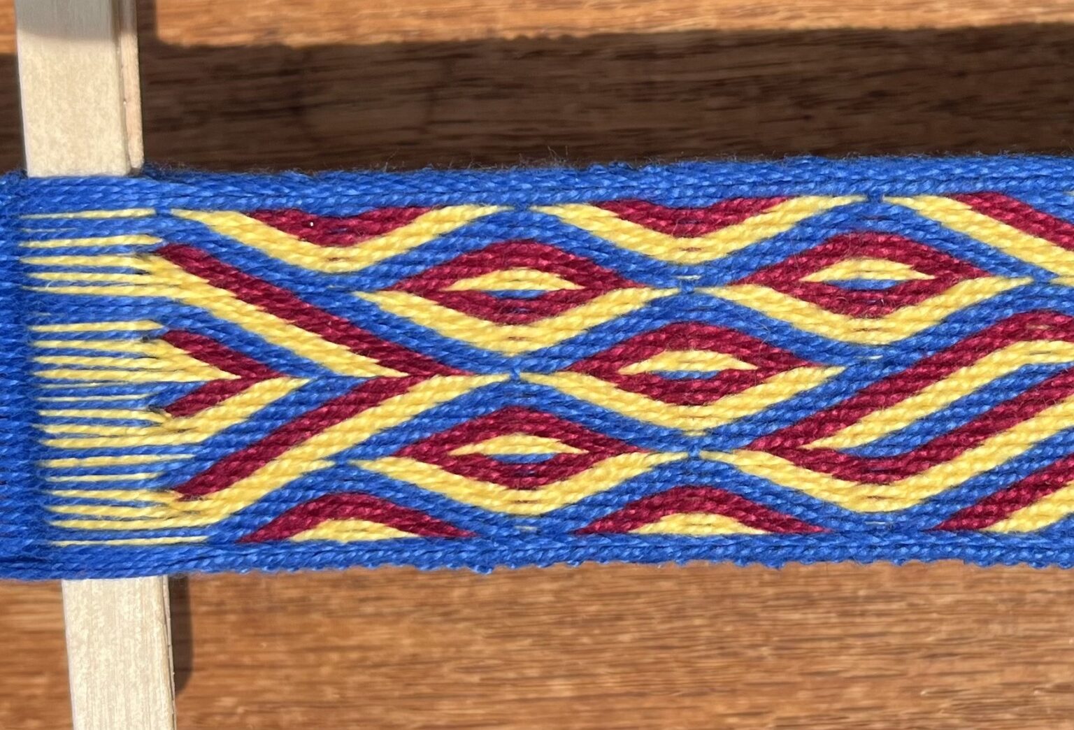 String Notes – string, books, plants, books, string